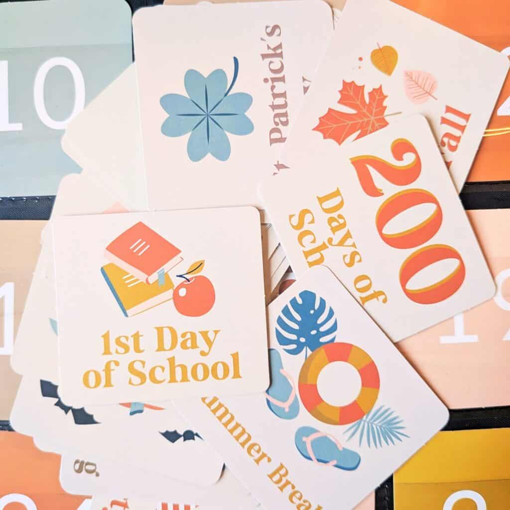 FREE Printable Classroom Calendar Inserts for a Pocket Chart